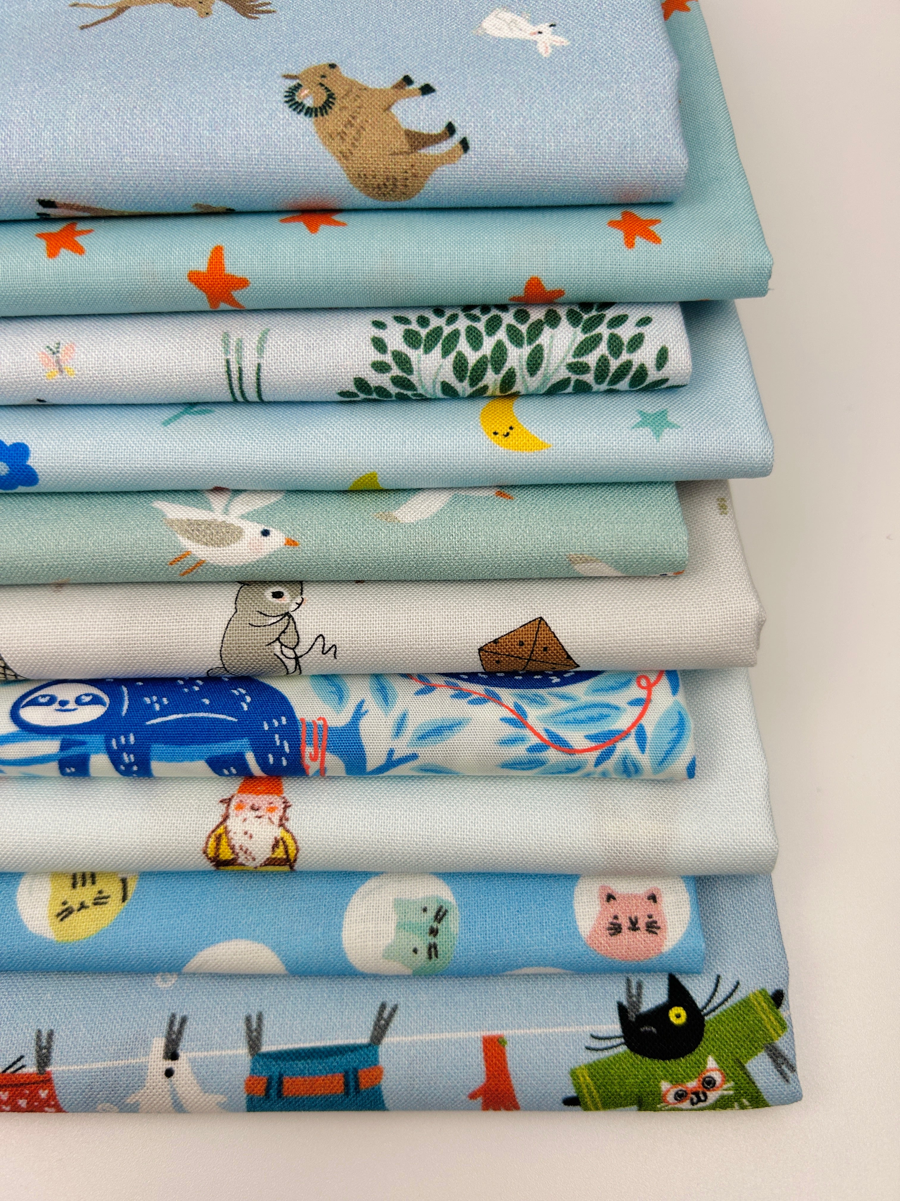 Light Blue Stash Builder FQ Bundle – Fabric Pop
