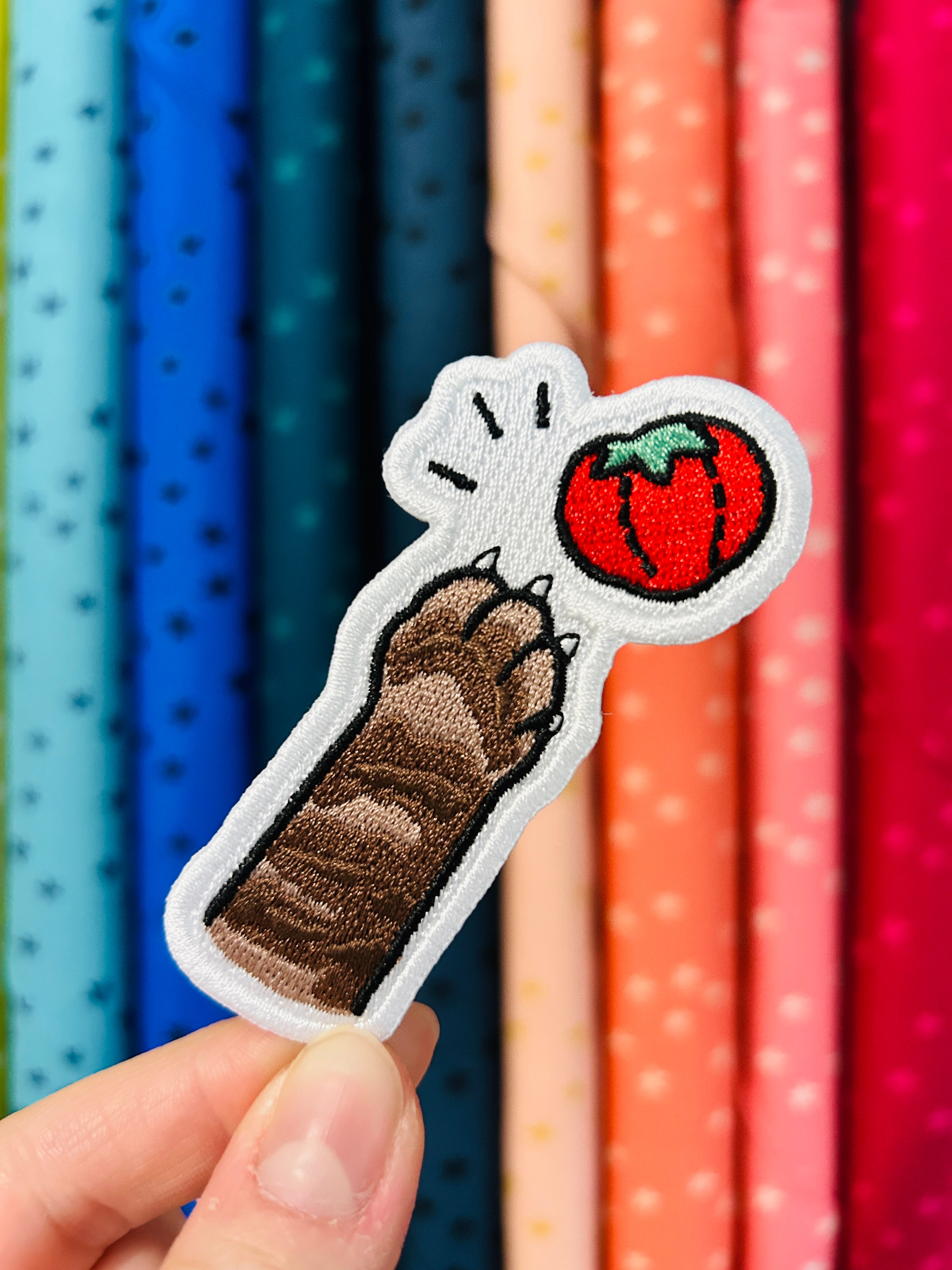 Cat Paw Embroidered Iron On Patch – Fabric Pop